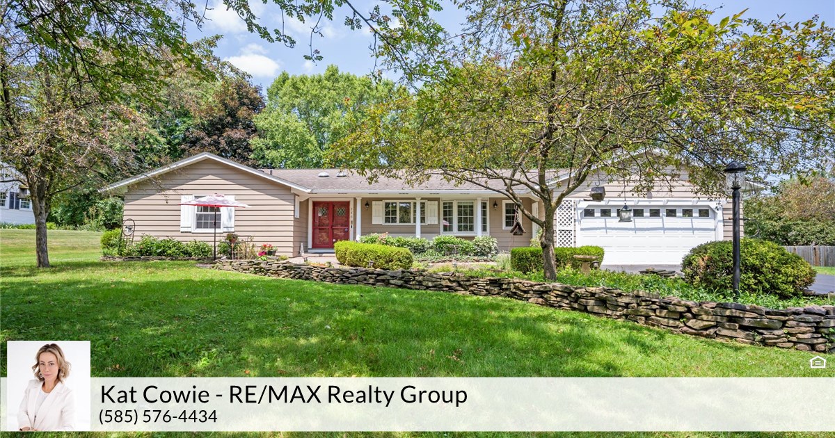 380 French Rd, Pittsford, NY 14534